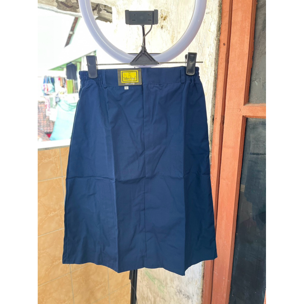 Jual SERAGAM ROK SMP PENDEK, kualitas terbaik, harga terjangkau ...