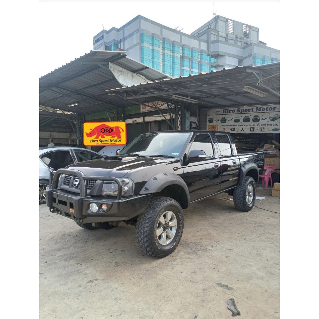 Jual over fender spakbor nissan frontier navara lama model baut L Off ...