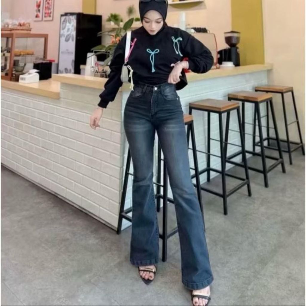 Jual Highwaist Cutbray Jeans Retro 114 - Celana Jeans Cutbray Premium ...