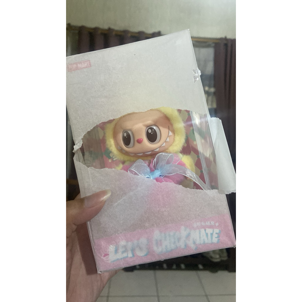 Jual Labubu Let’s Checkmate Queen The Monster | Shopee Indonesia