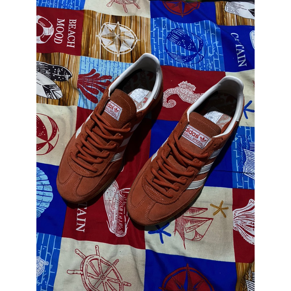 Jual sepatu merah putih keren abis | Shopee Indonesia