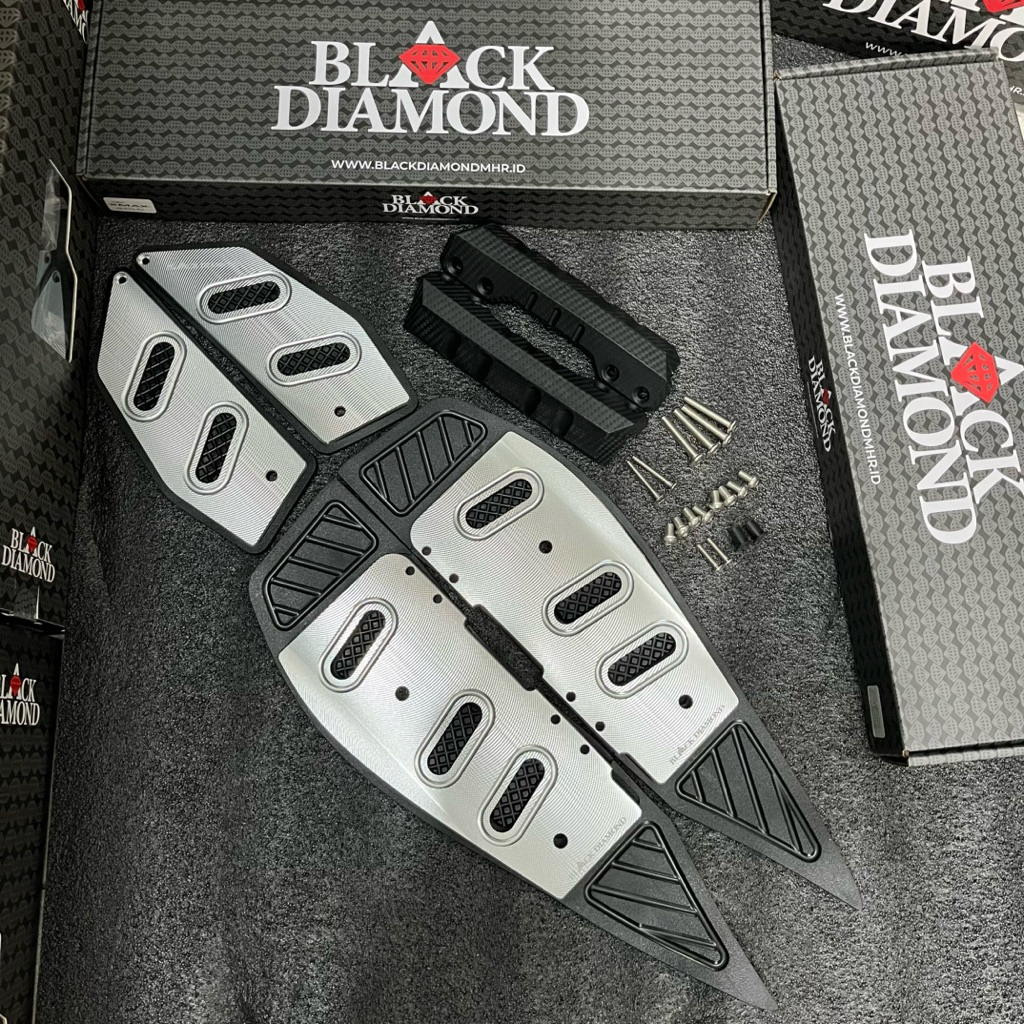 Jual Bordes Karpet Pijakan Black Diamond V2 For Yamaha XMAX OLD XMAX NEW XMAX CONNECTED XMAX ...