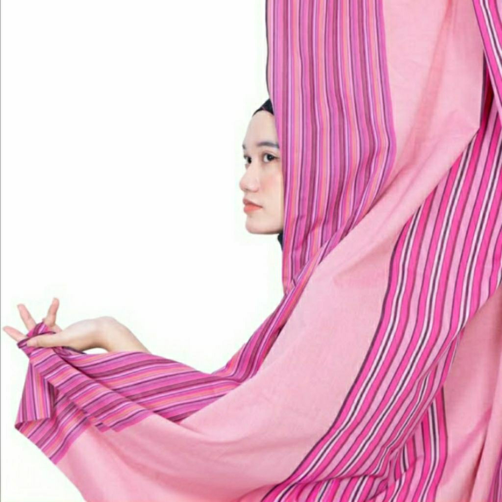 Jual Kain Lurik Pink Motif Kombinasi / Kain Tenun Lurik Gradasi Pink ...