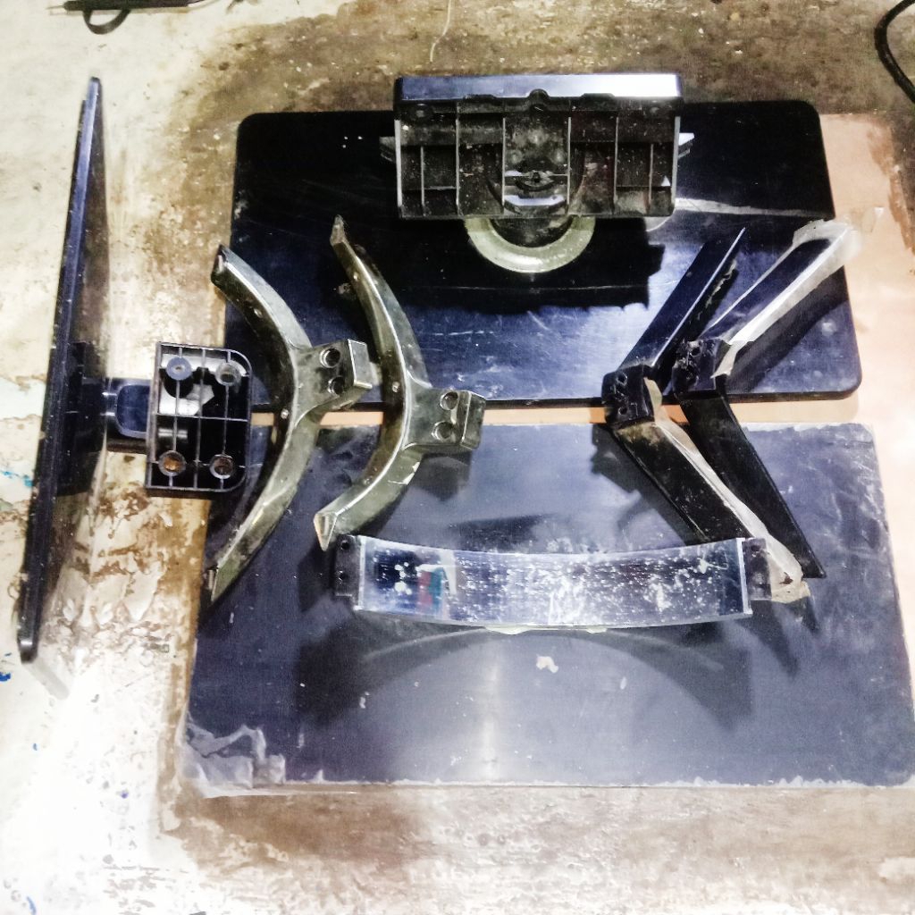 Jual kaki tv LED Polytron 24 dan 32 in semua seri tipe bisa custom ...