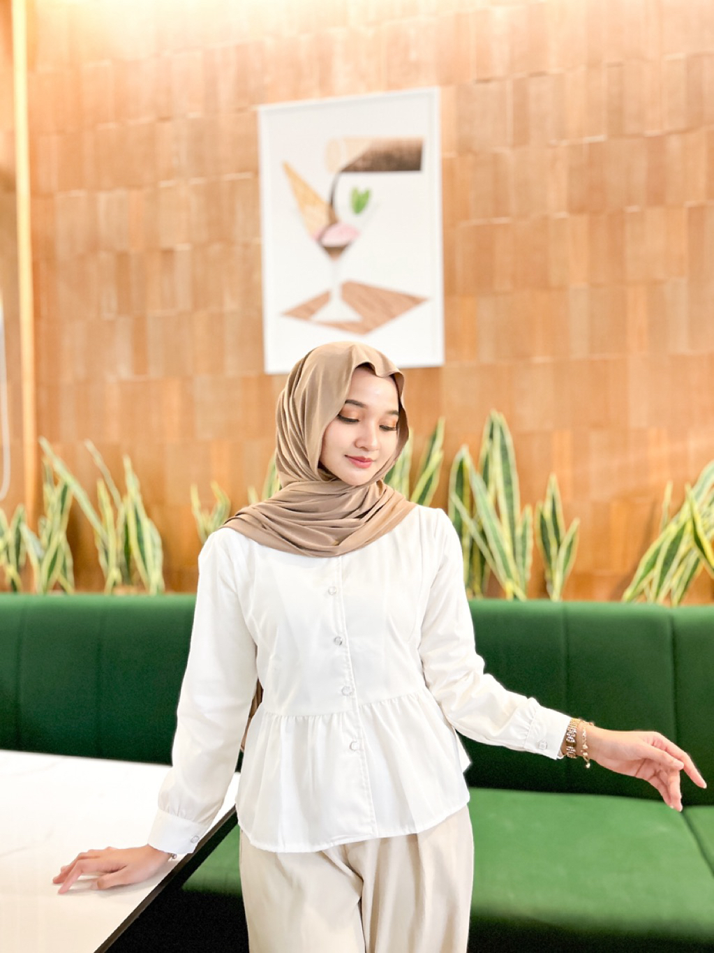 Jual Hyeri Blouse Kemeja Atasan Cewek Simpel Elegant Full Kancing Tali ...