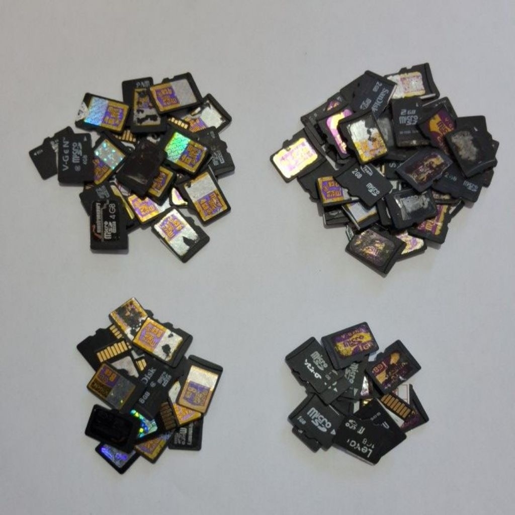 Jual [Sudah dites] Kartu memori bekas SD card second 1gb 2gb 4gb 8gb ...