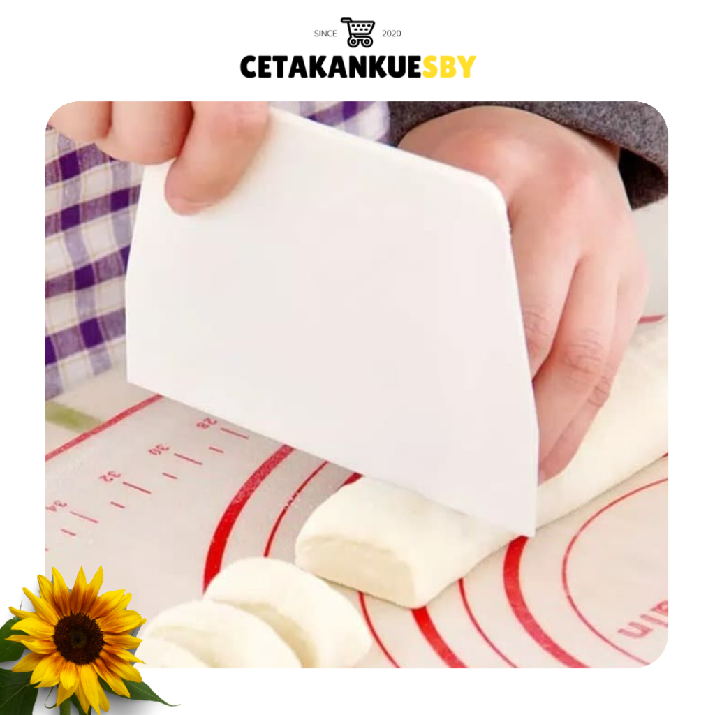 Jual (CKS) Scraper Kue/ Scrapper Alat Potong Adonan/ Spatula Cake ...