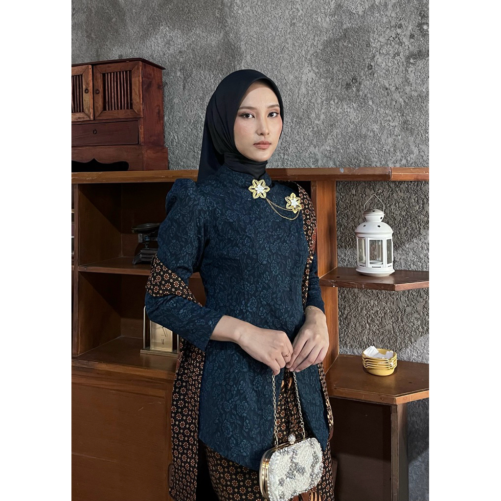 Jual Rent Kebaya Janggan Emerald Blue | Shopee Indonesia