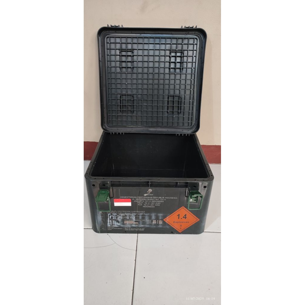 Jual box plastik Pindad bekas munisi bahan tebal kokoh dan kuat ...