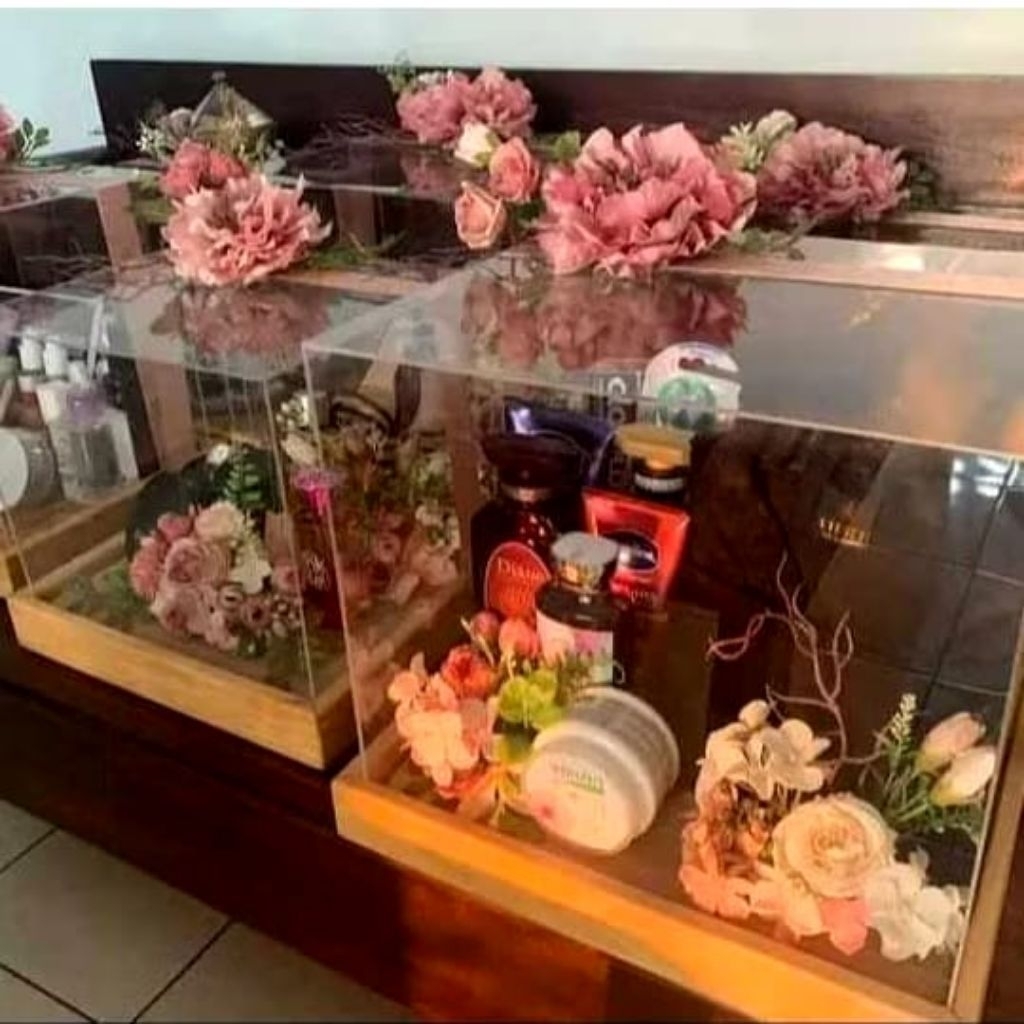 Jual Box kotak hantaran kayu jati belanda isi4 tutup mika bok wedding ...