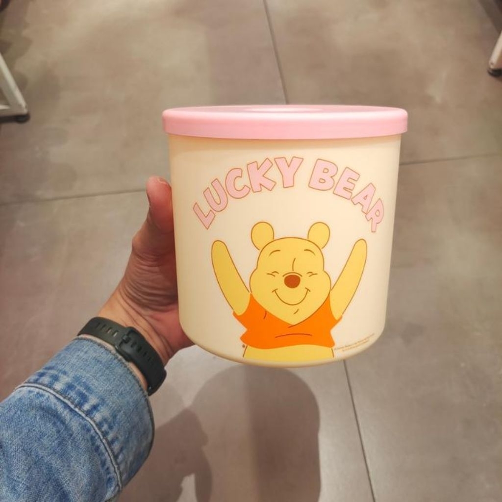 Jual MINISO X WINNIE THE POOH TISSUE BOX TEMPAT TISU | Shopee Indonesia