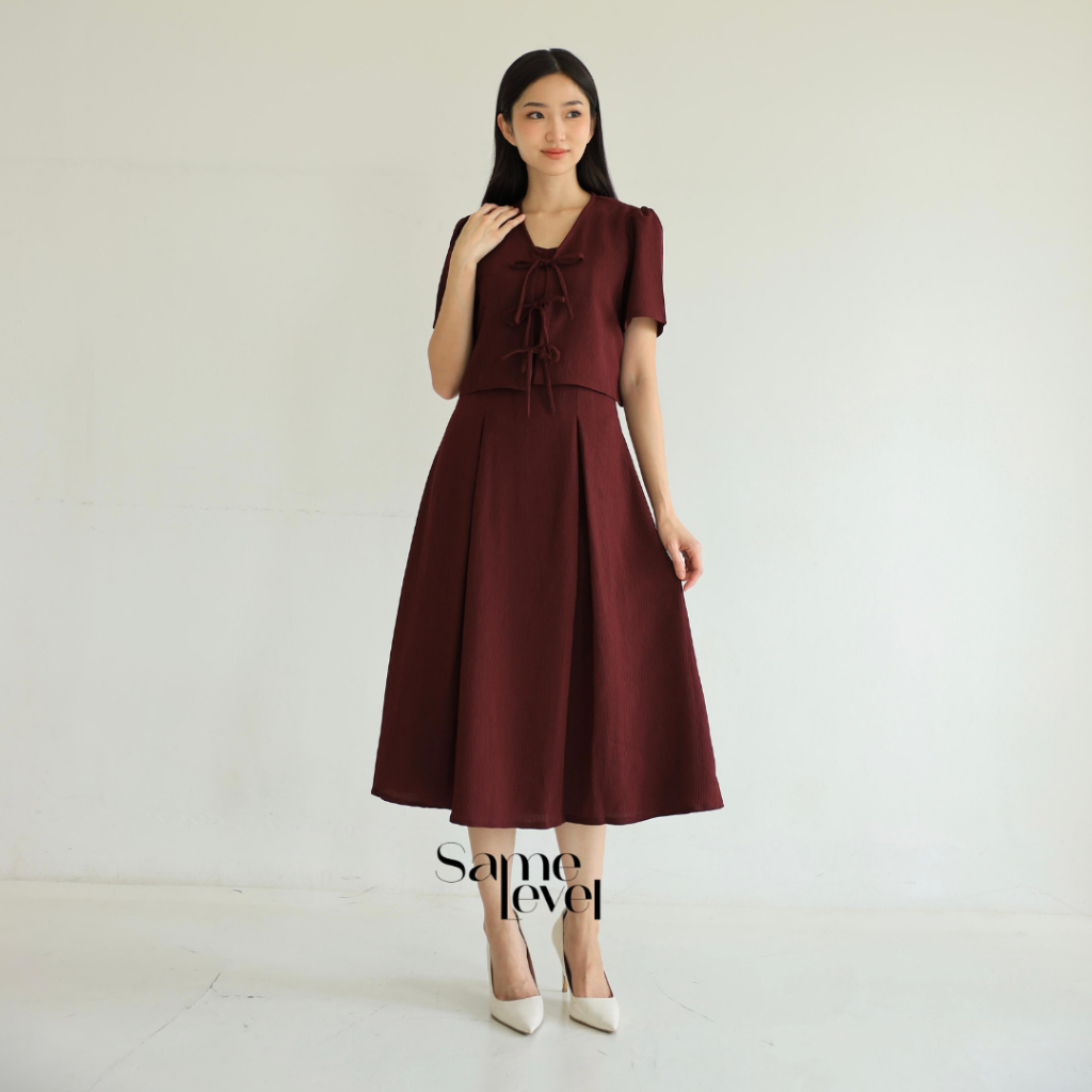 Jual SAMELEVEL Madeline Dress Basic Midi Dress with Outer in Maroon ...