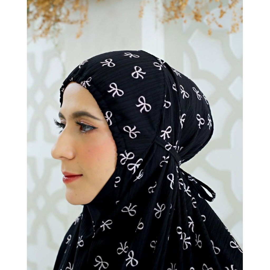 Jual MUKENA MUSLIM CRINCKLE COQUETTE RIBBON BLACK | Shopee Indonesia
