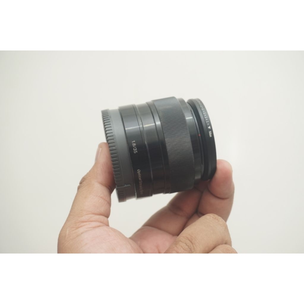 Jual SONY 35mm F1.8 OSS E-Mount LENSA FIX SEL 35 mm F/1.8 Mirrorless M85 | Shopee Indonesia