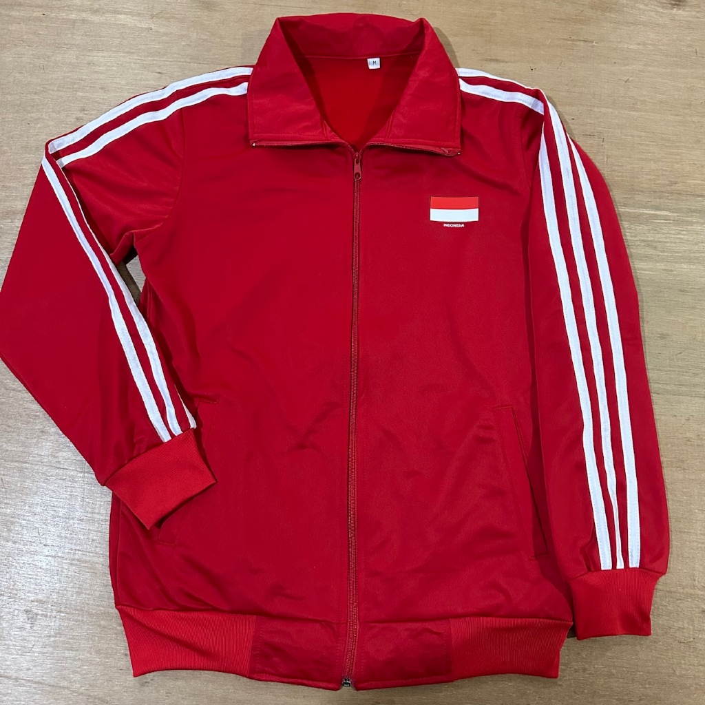 Jual Jaket Merah Variasi 3 Strip Putih Logo Bendera Indonesia Merdeka ...