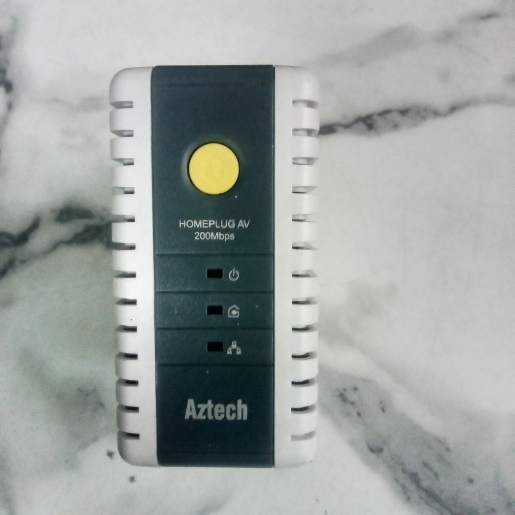 Jual Ethernet HomePlug AV 200Mbps mini Aztech | Shopee Indonesia