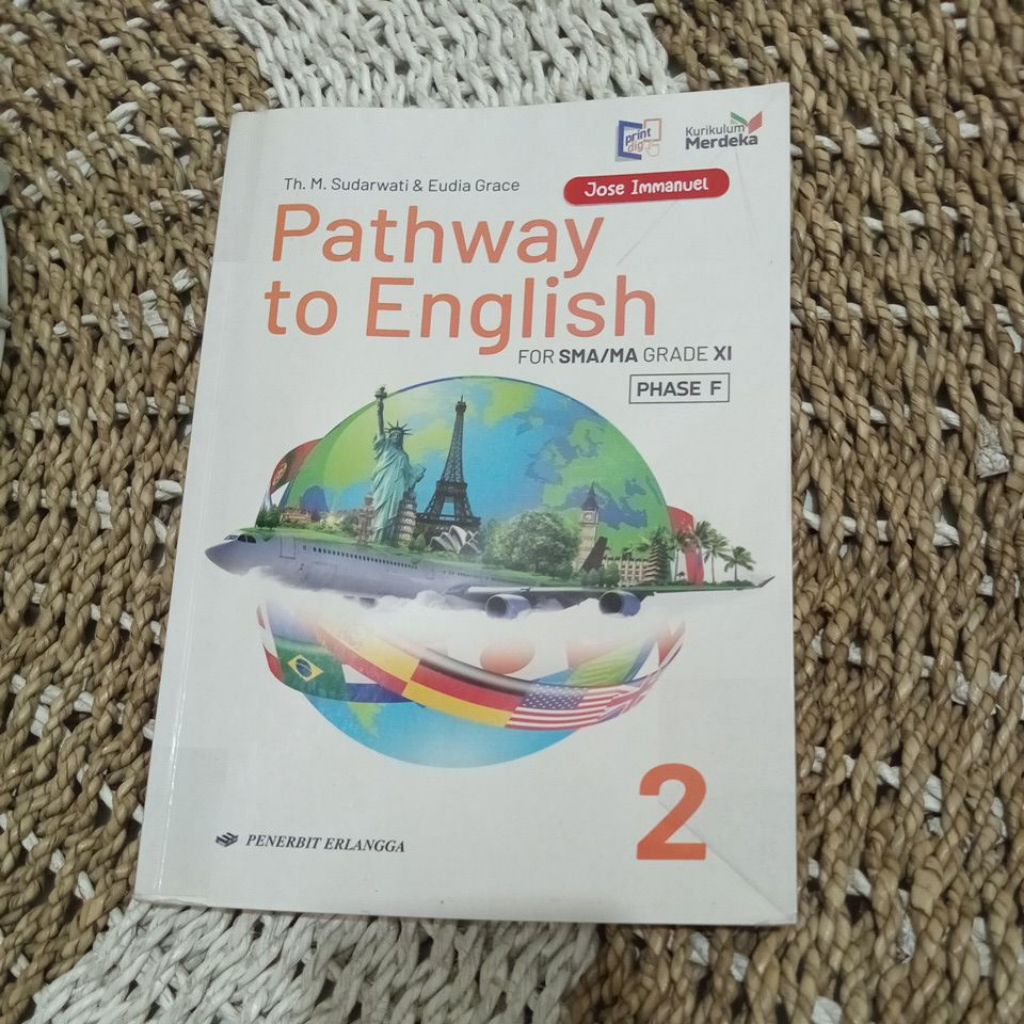 Jual PATHWAY TO ENGLISH ERLANGGA KURIKULUM MERDEKA KELAS XI SMA ...