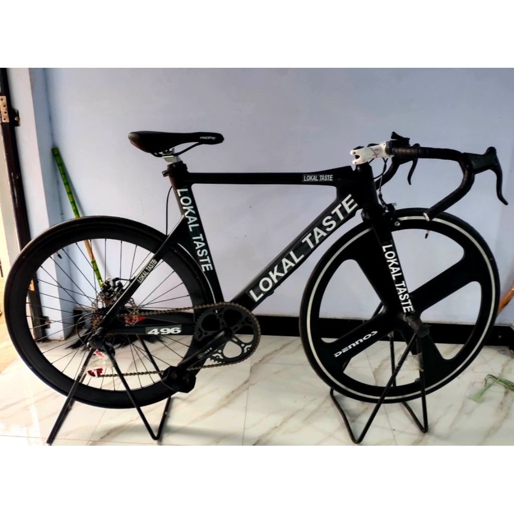 Jual Sepeda Balap / Roadbike 700c Custom Decal Dan Velg Depan Murah ...