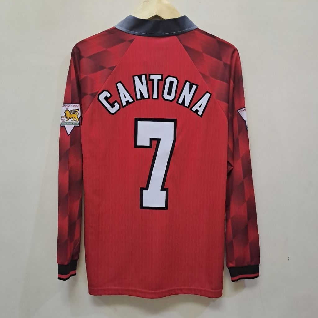 Jual JERSEY MU RETRO COBRA CANTONA | Shopee Indonesia