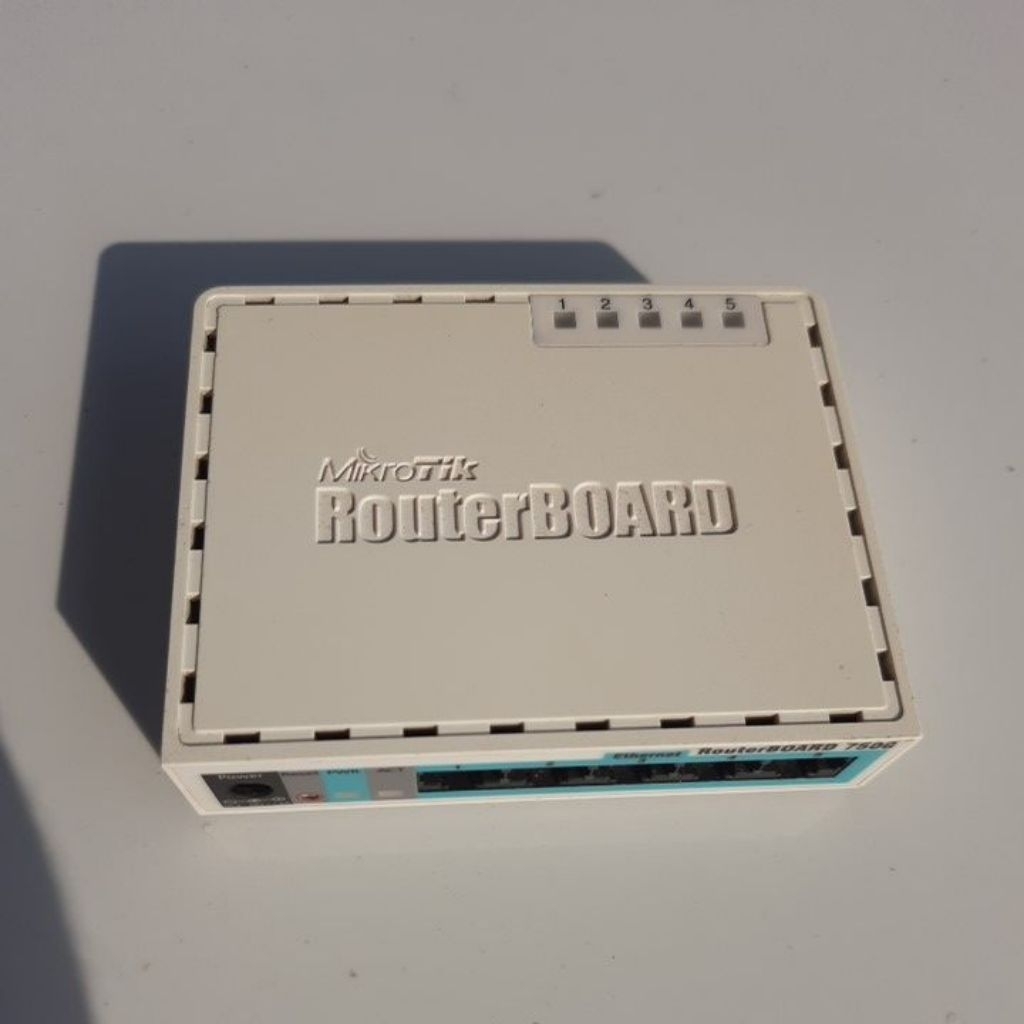 Jual mikrotik rb750G normal +adaptor | Shopee Indonesia