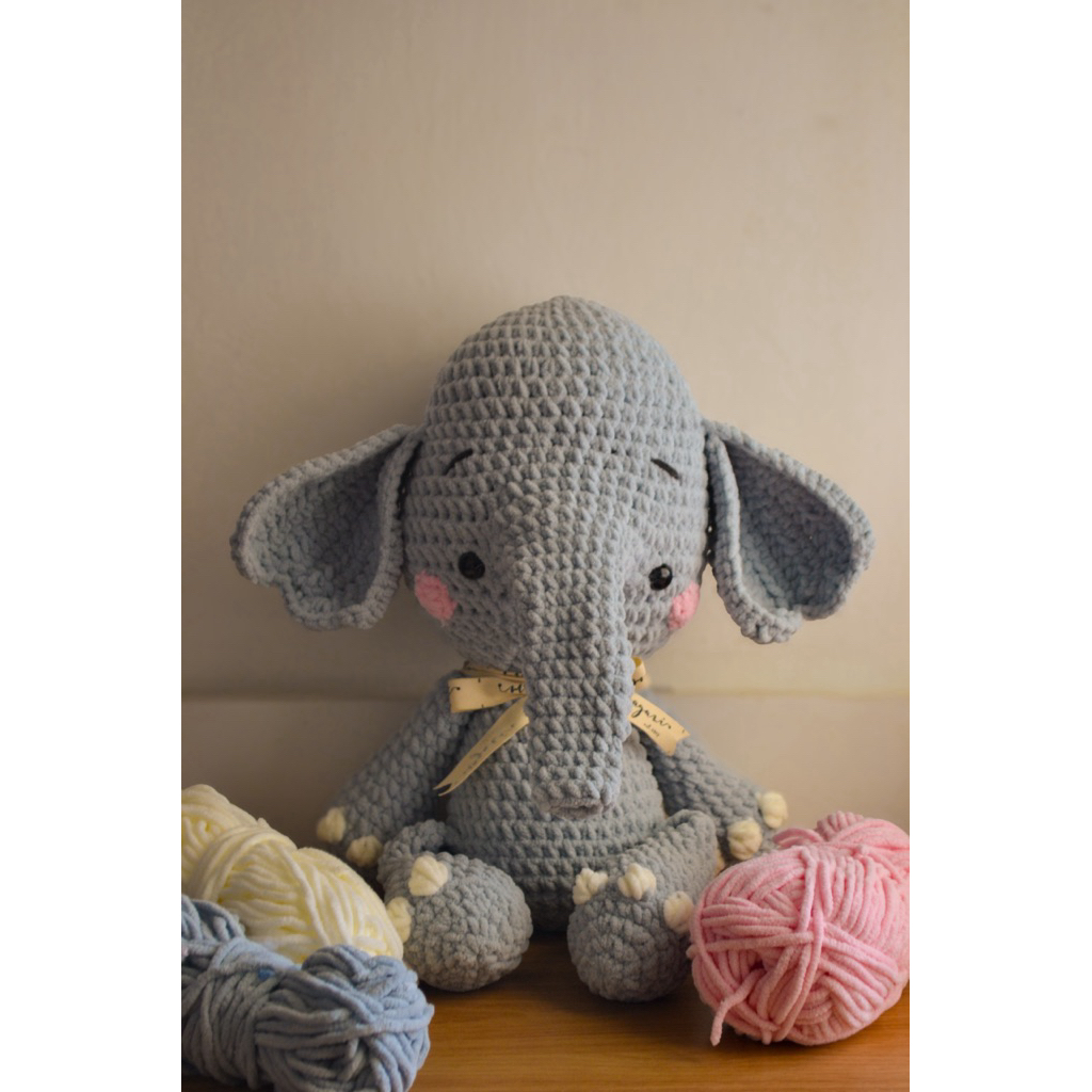 Jual OSCAR ELEPHANT BABY PLUSH DOLL | CROCHET DOLL BY MAGANI | Shopee ...