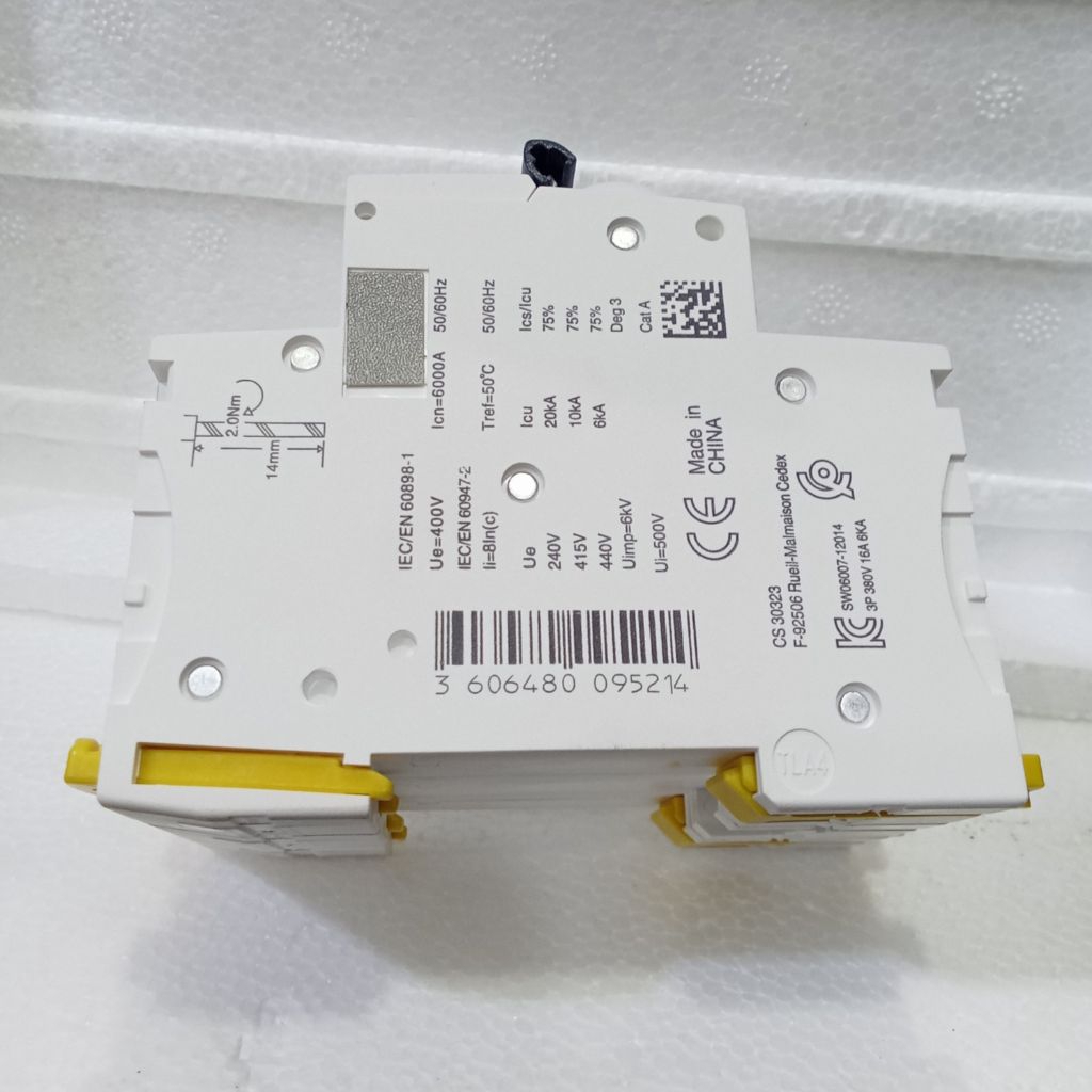 Jual MCB 3P 6A IC60N A9F74306 SCHNEIDER ACTI9 mcb schneider 6amper ...