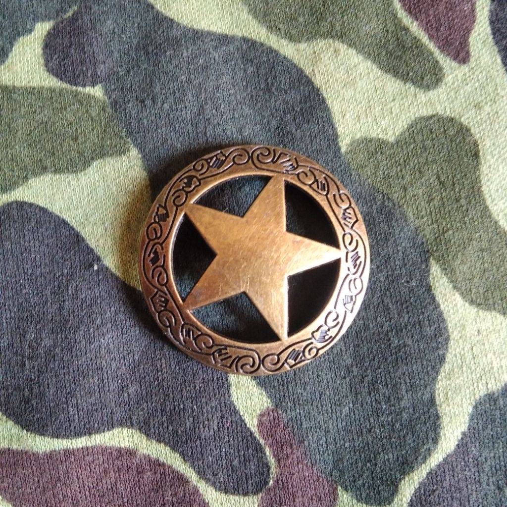 Jual Pin Bintang Sherif Bintang Cowboy Marshal Bros Indian Emblem Korek ...