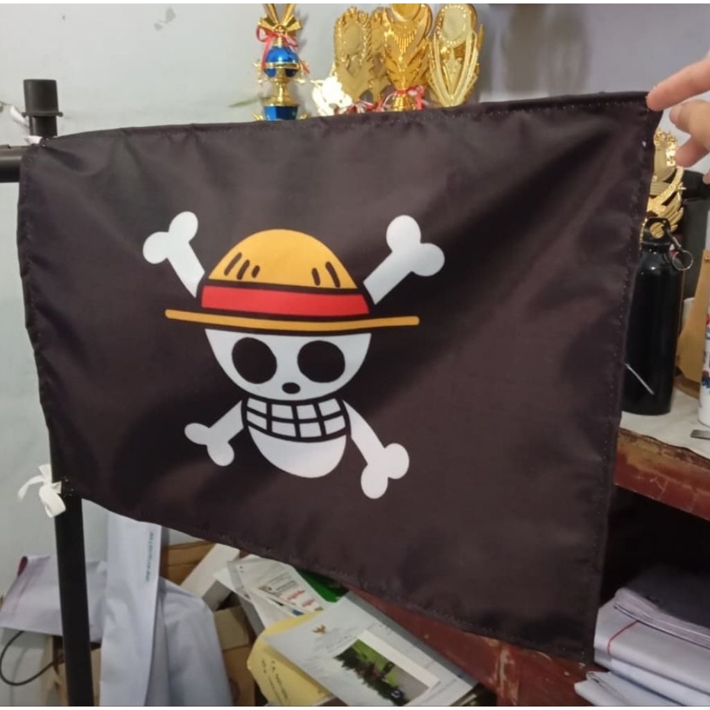 Jual Bendera One Piece Viral Bendera Bajak Laut Palestina Kain Merah ...