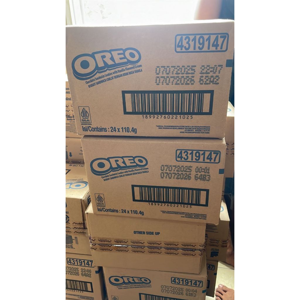 Jual Oreo Roll Vanila Original 1 DUS isi 24 pcs x 110.4 gram EXP LAMA ...