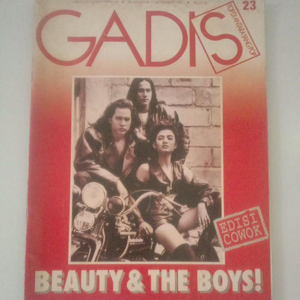 Jual Majalah Gadis Tahun 1992 Cover Al Athur Mochtar (Bucek) | Shopee Indonesia