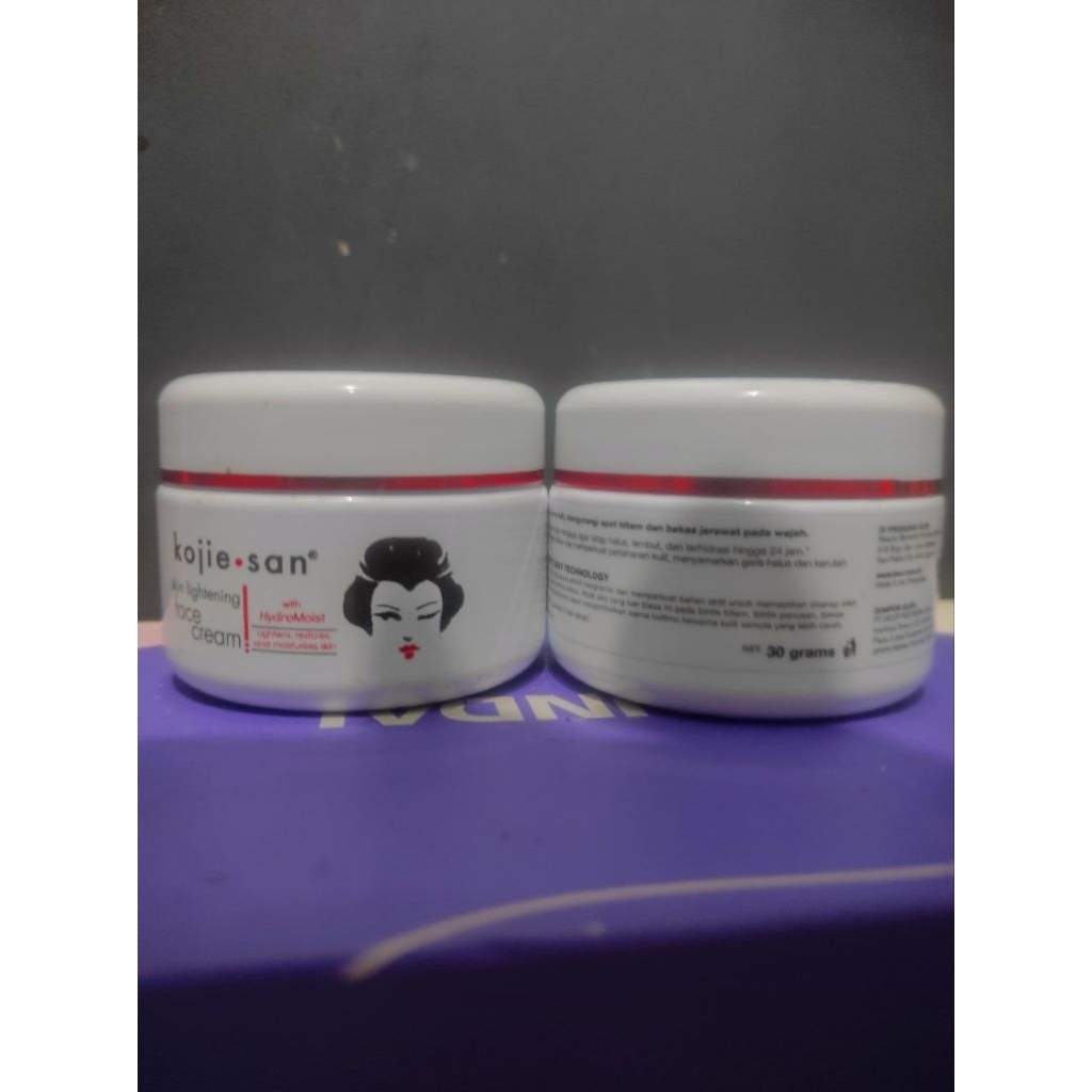 Jual Kojie.san Skin Lightening face cream 30g | Shopee Indonesia
