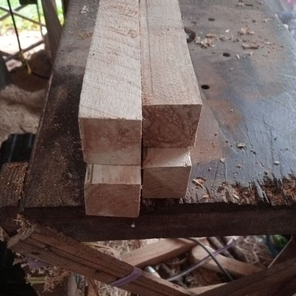 Jual Kaso Kayu Lurus 6x4/4x4/3x4/ kayu jatilurus sudah di haluskan ...