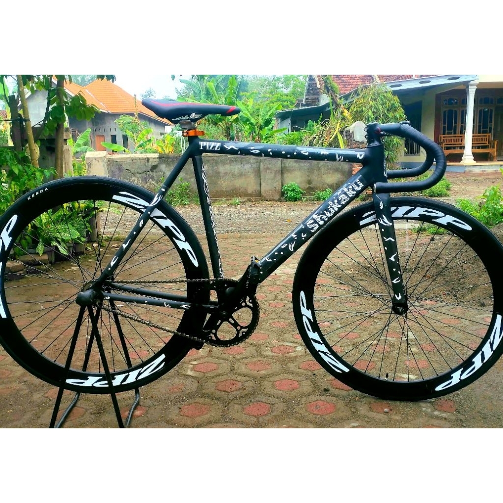 Jual Fixie Shukaku Warna Hitam Dengan Velg Zipp Murah Meriah Siap Pakai ...