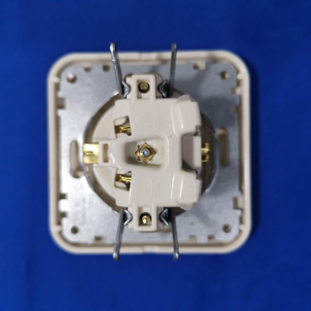 Jual 4151 Stop Kontak Non CP Inbow Gracio Cream Broco | Shopee Indonesia