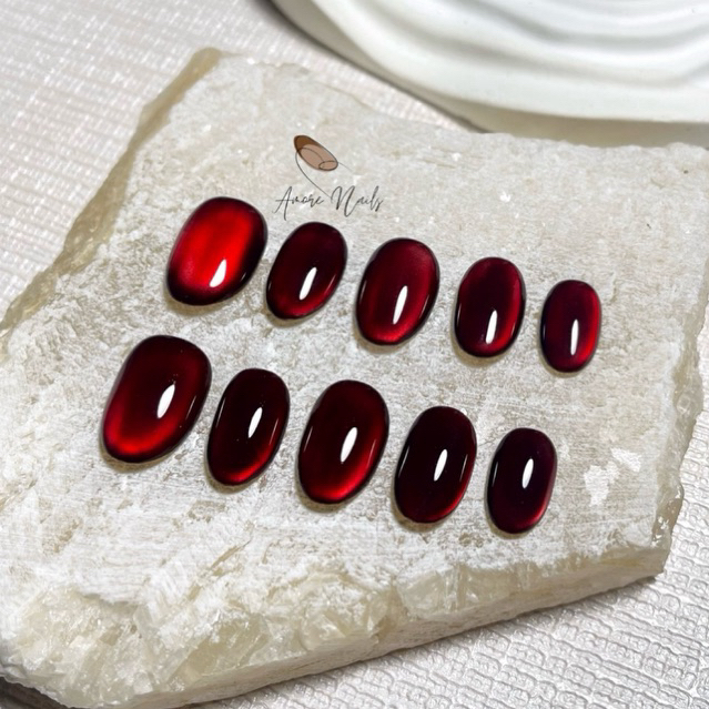 Jual Glass Red Cat Eye Press on Nails | Shopee Indonesia