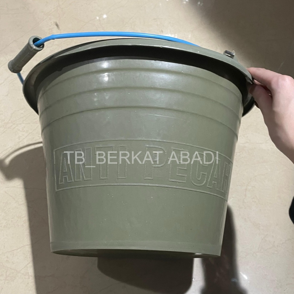 Jual Ember Cor Hijau ANTI PECAH 30 cm / Ember Semen Pasir Tebal Besar ...