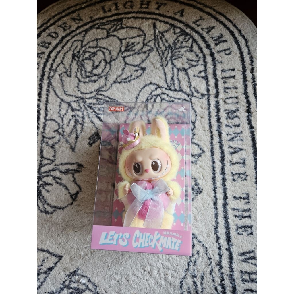 Jual Labubu Let's Checkmate Queen | Shopee Indonesia