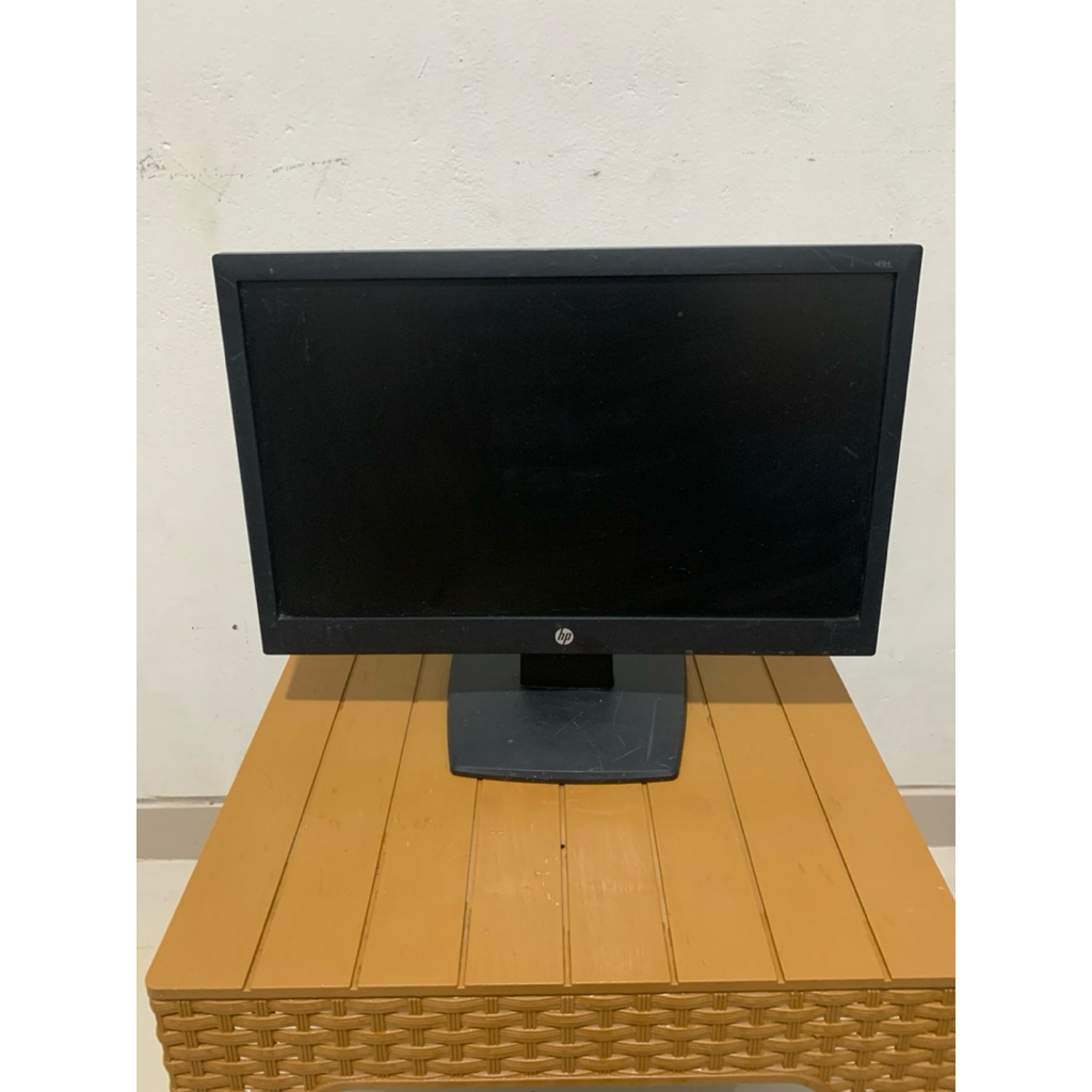 Jual Layar Monitor HP 19 inchi ( Free Kabel Power & Kabel VGA ...