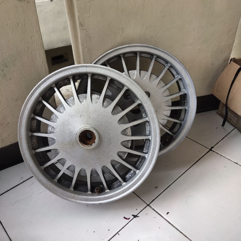 Jual VELG V-ROSSI REMOVER VESPA LX - S - LXV | Shopee Indonesia
