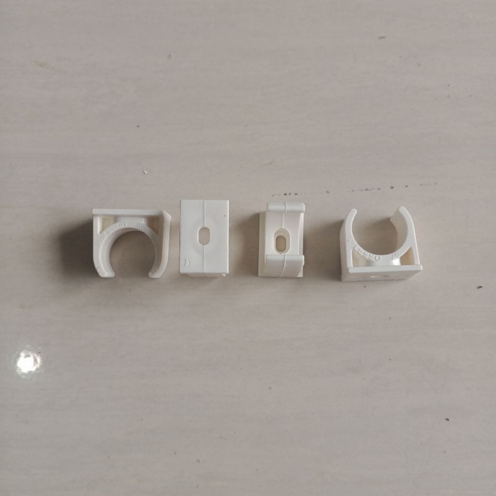 Jual Klem pipa conduit 20mm Less Tipe U / Clamp pipa 20mm Tipe U Lesso ...