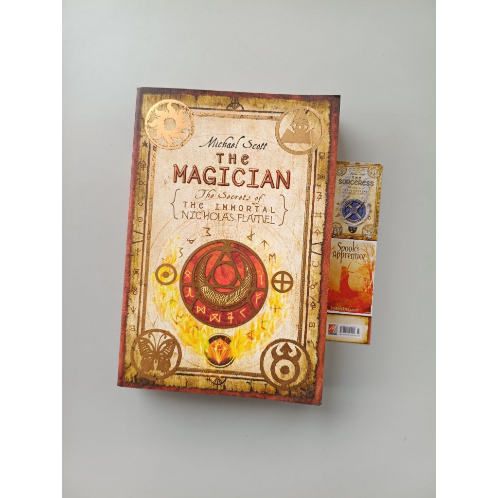 Jual THE MAGICIAN THE SECRETS OF THE IMMORTAL NICHOLAS FLAMEL - MICHAEL ...