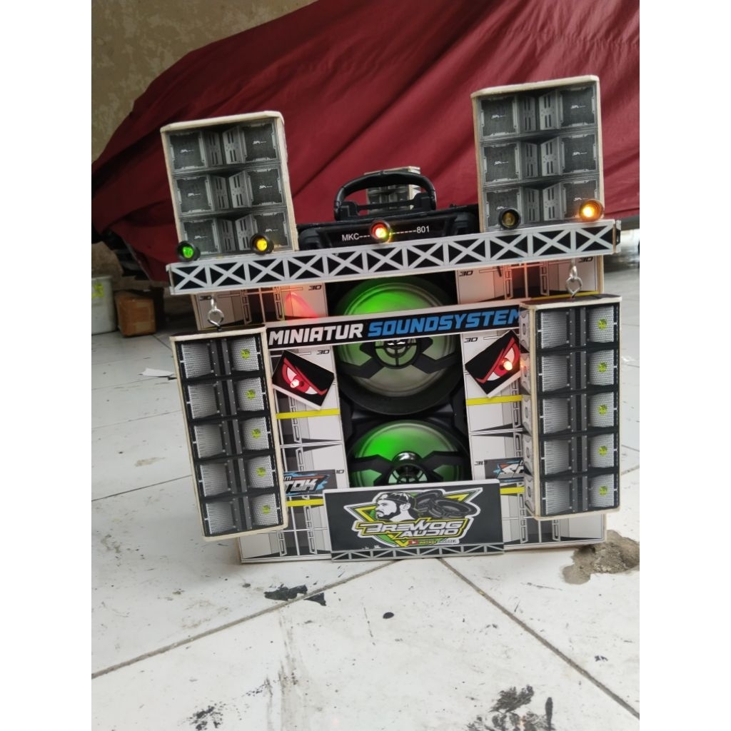 Jual miniatur sound system/sound horeg brewok audio bluetut spiker 4 ...