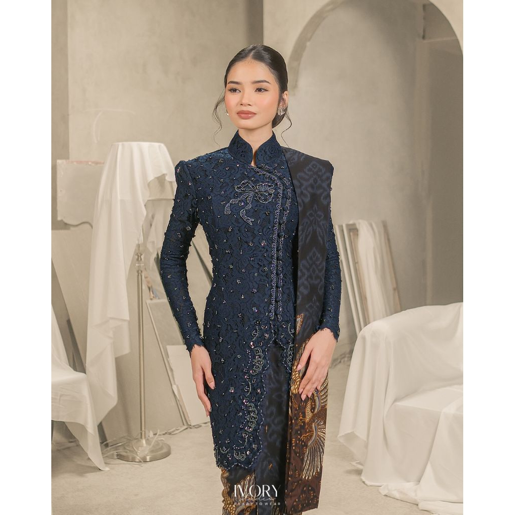Jual Kebaya Janggan Remake Ivory – Atasan Kebaya Brukat Modern/Atasan ...