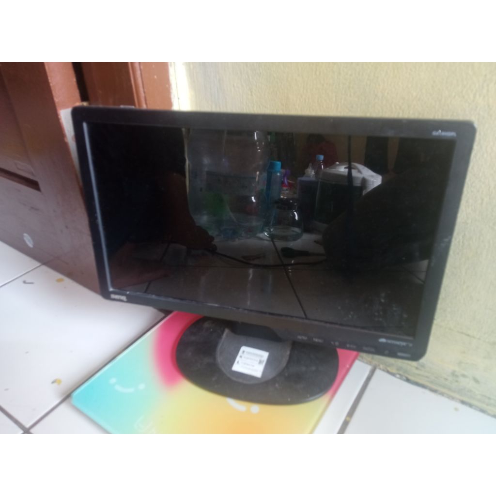 Jual monitor LCD/LED komputer dan CCTV | Shopee Indonesia