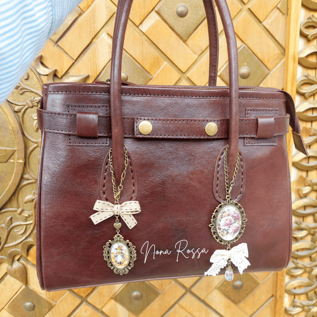 Jual Nona Rossa Queens Bag Chain Charm - Gantungan tas vintage korean ...