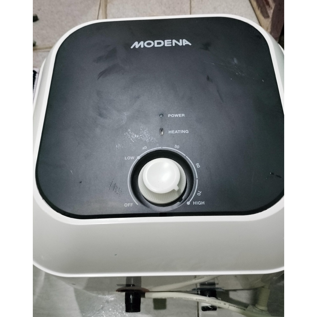 Jual Water Heater Listrik Modena ( Pemanas Air ) Model ES 15U | Shopee ...