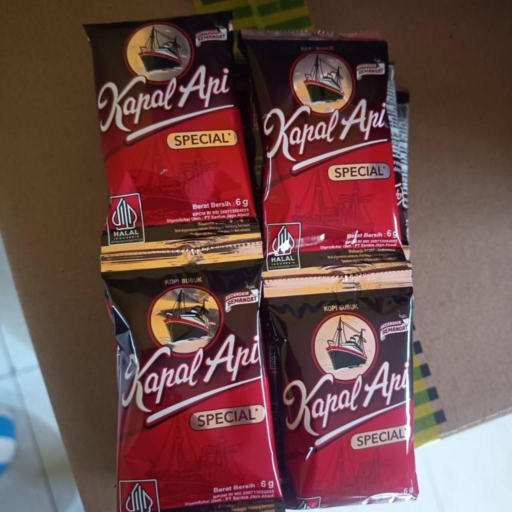 Jual Kapal Api (Bubuk Saja) Renteng Mini Satu Dus / Karton | Shopee ...