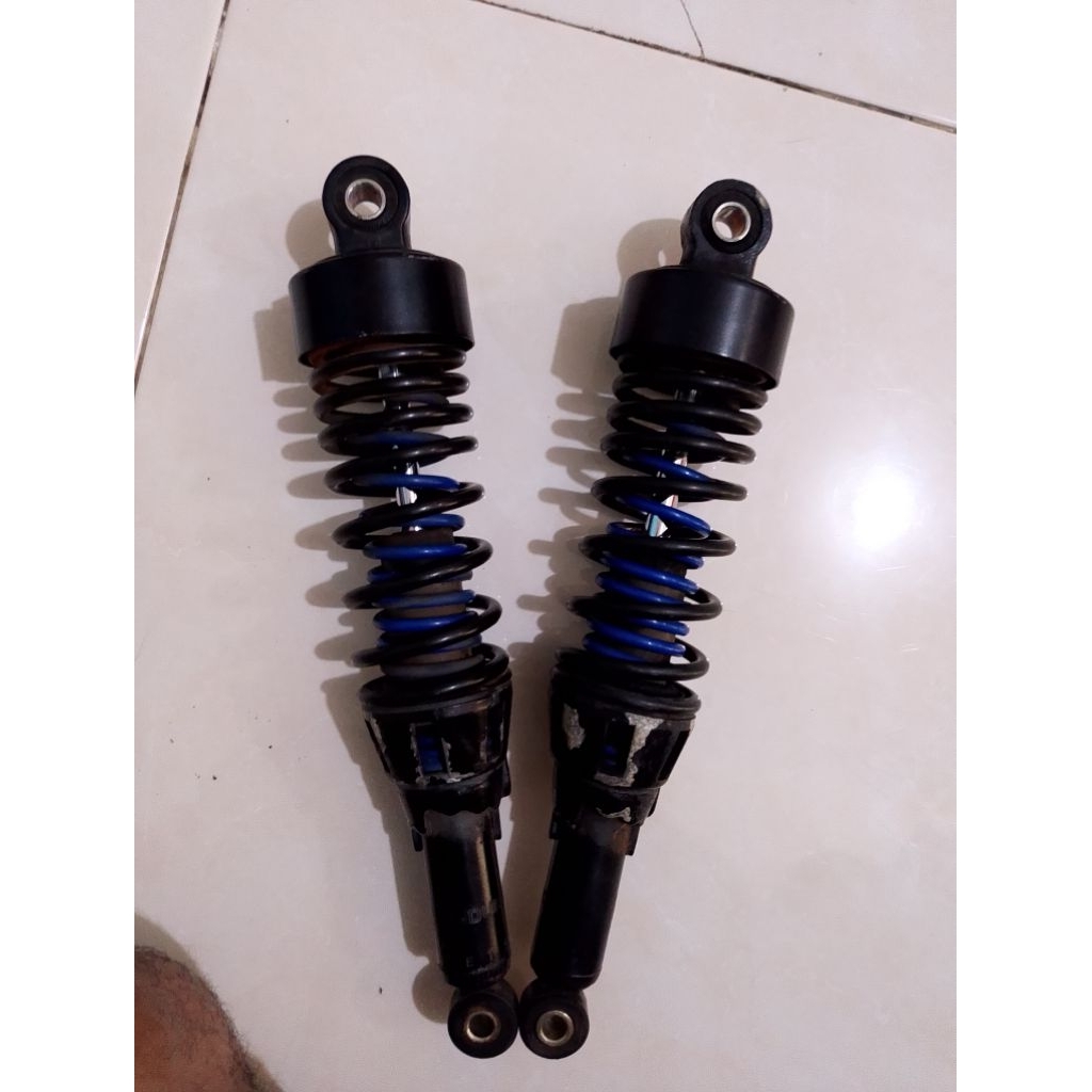 Jual Shok belakang Kanan kiri Bajaj Pulsar Xcd 125 Double per cakep as ...