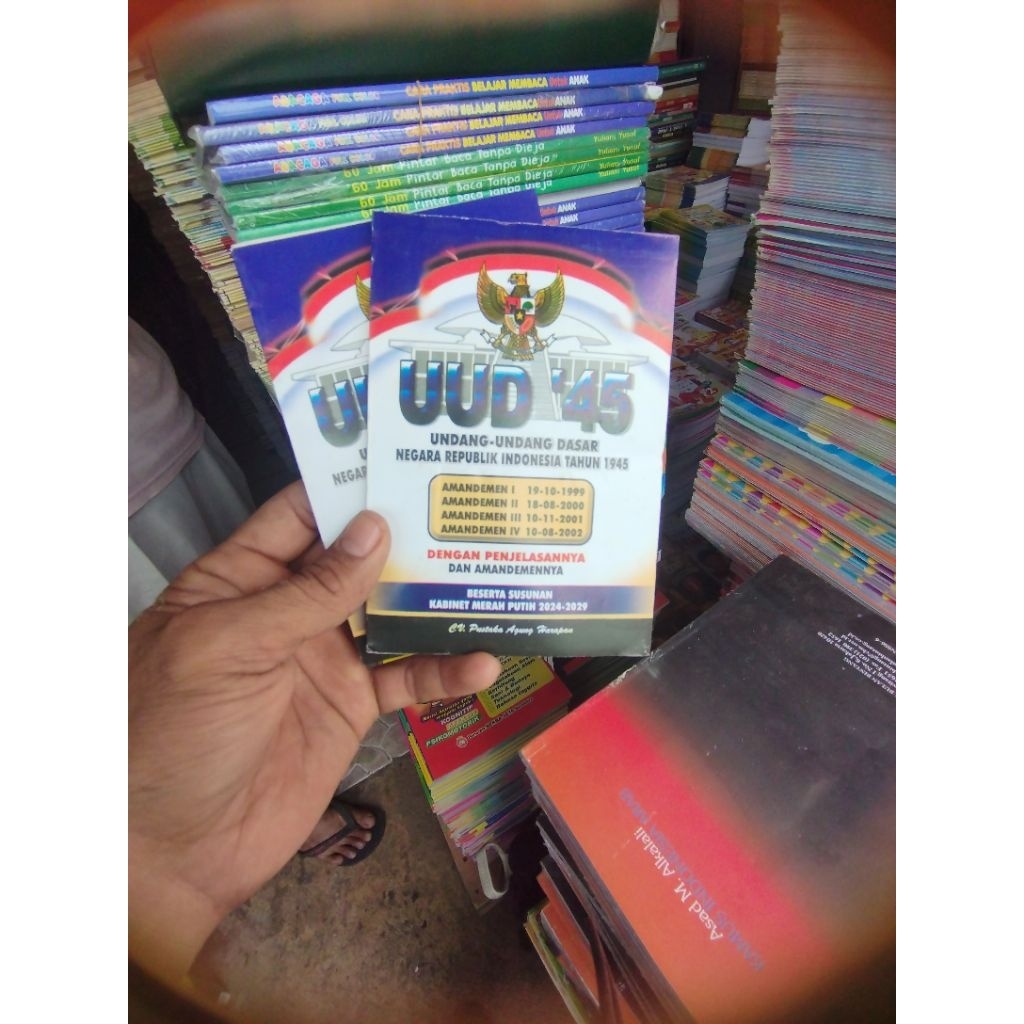 Jual UUD 45 Undang Undang Dasar RI dengan penjelasannya dan ...