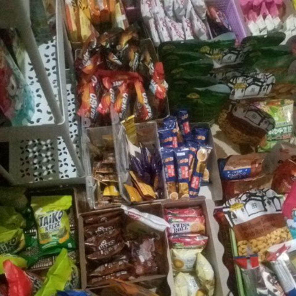 Jual SNACK WISH ETALASE 70.000 (12 POUCH + GAGA) | Shopee Indonesia
